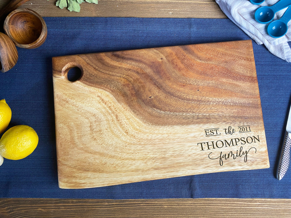 Medium Live Edge Square End Board with Hanging Hole – Tuckahoe Hardwoods